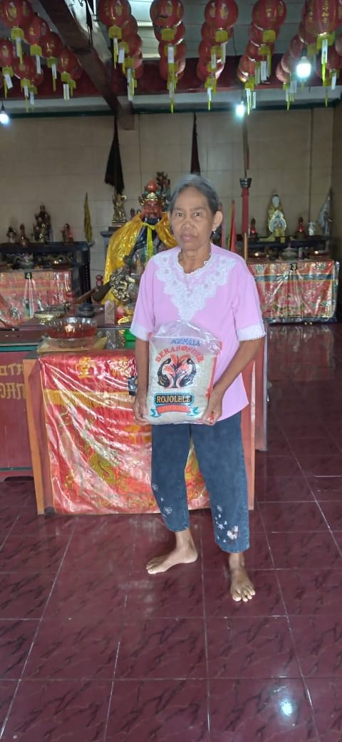 Pembagian Beras Wihara Kesadaran – Tenjo, 14 Juni 2022 – PERKUMPULAN ...